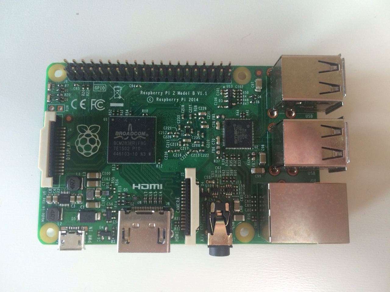 RaspberryPi2にnoobsでOSをインストールしてとりあえず動かしてみる
